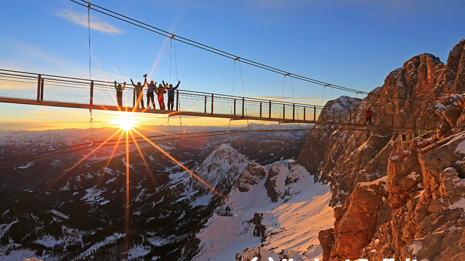 The Dachstein suspension bridge - a fascinating glacier